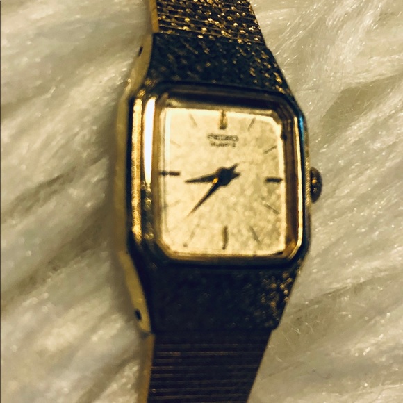 Seiko | Accessories | Vintage Ladies Seiko Goldtone Quartz Dress Watch | Poshmark